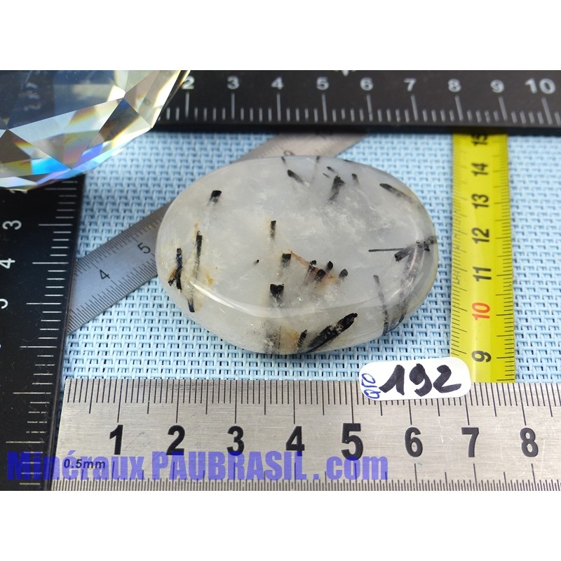 Quartz Tourmaline en Pierre Plate - minéraux et chakras.