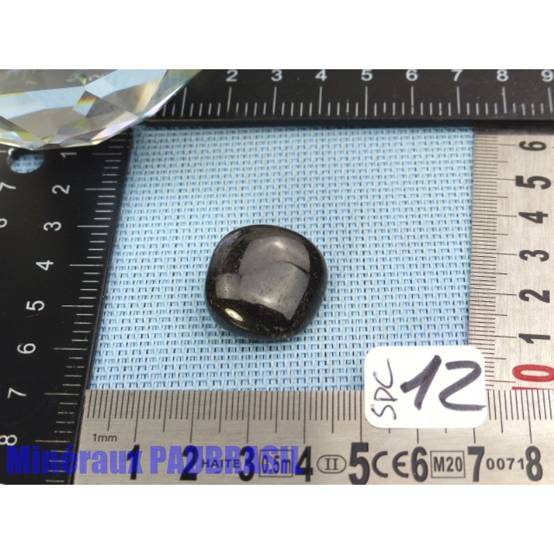 Siderite Cryolite pierre roulée. Vertus et propriétés. Minéraux rares.